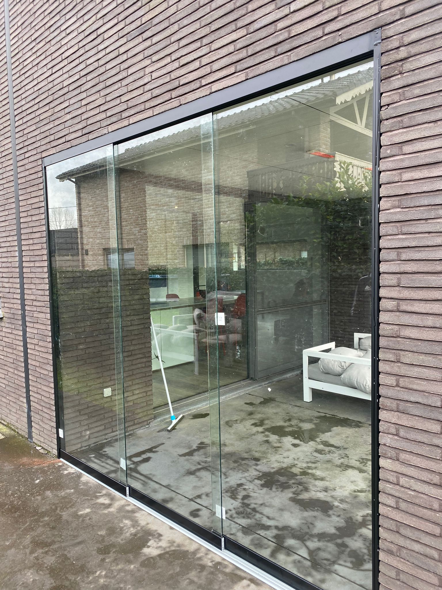 Glazen schuifwand zijprofielen | Midesti